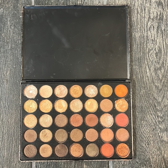 Morphe | Makeup | Morphe 35 Supernatural Glow Artistry Palette | Poshmark
